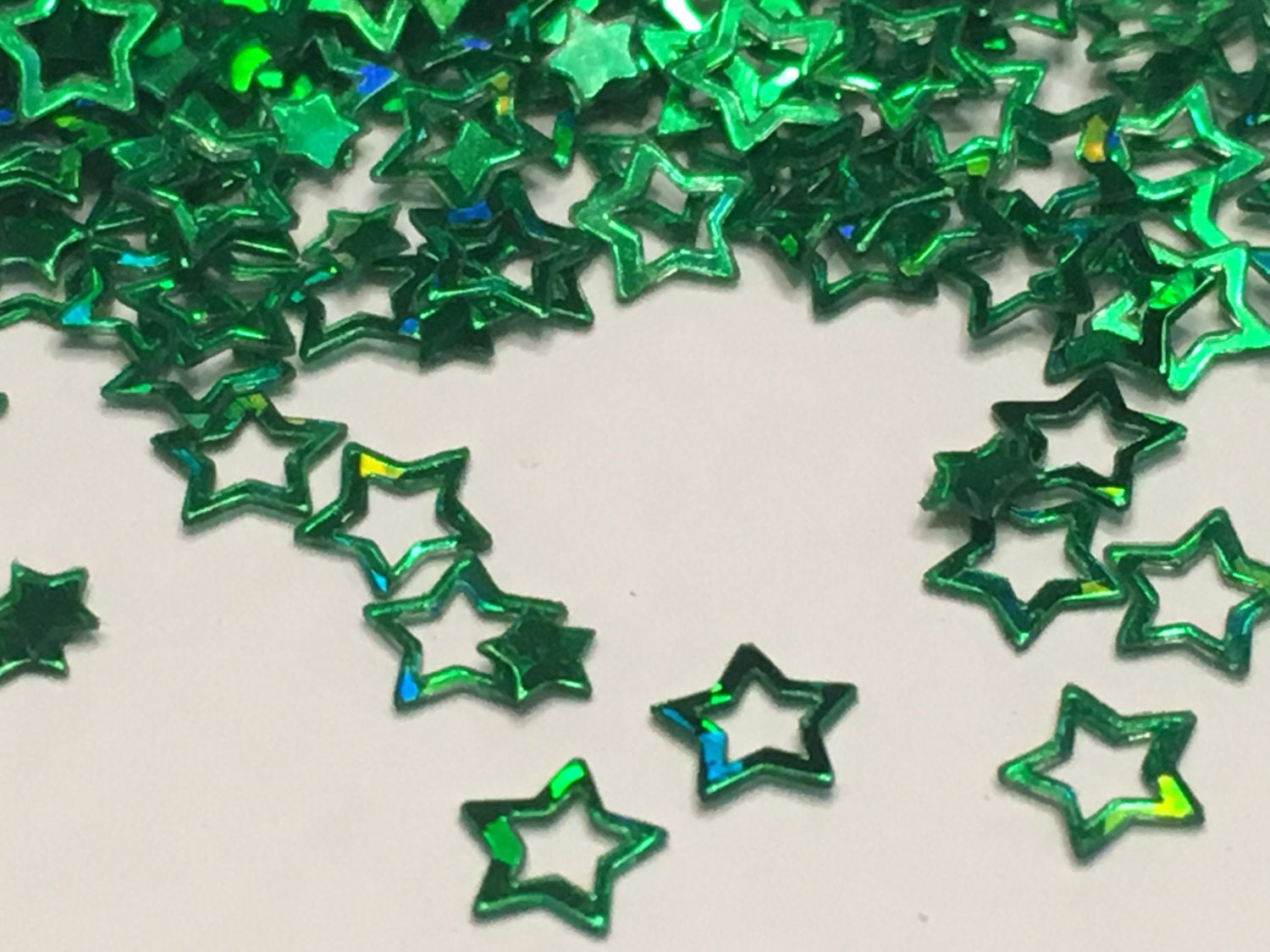 Tiny Green Open Star Confetti / Sequins, 4 Mm (1) - Etsy