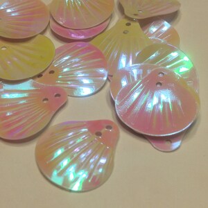 15 LARGE Iridescent Sea Shell Sequins / Confetti , 17 X 20 Mm (18) - Etsy