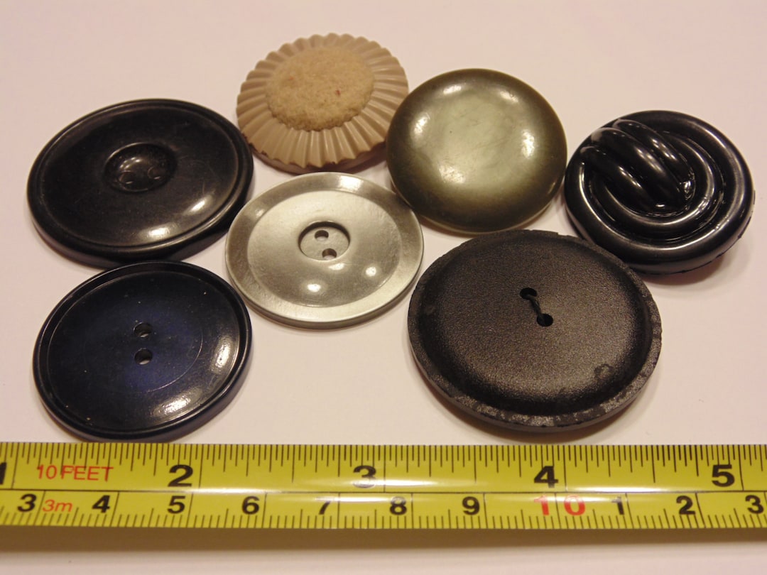 7 Piece LARGE Vintage Button Mix, 33-40 Mm (48) - Etsy