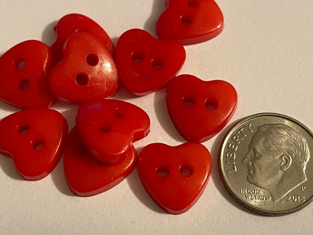 10 Small Red Heart Buttons, 12 Mm B9 - Etsy