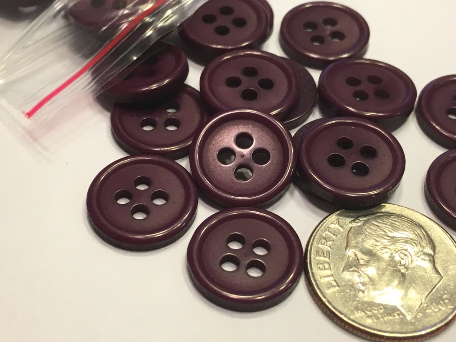 30 Dark Grape / Plum Acrylic 4 Hole Buttons, 13 Mm (B13) - Etsy