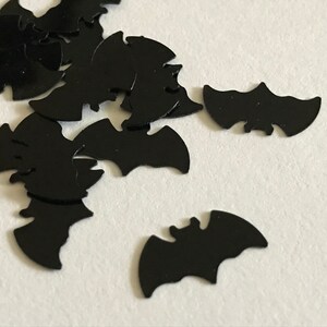 25 Black Plastic Bat Confetti, 10 X 15 Mm (17) - Etsy
