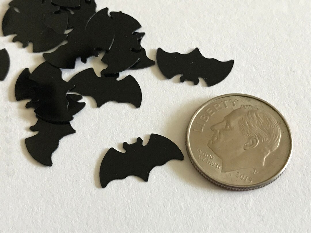 25 Black Plastic Bat Confetti, 10 X 15 Mm (17) - Etsy