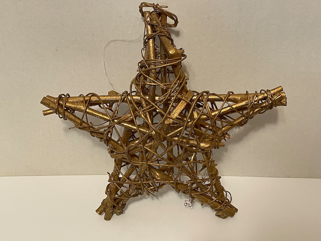 Large Gold Painted Grapevine Star Ornament Decor - Etsy