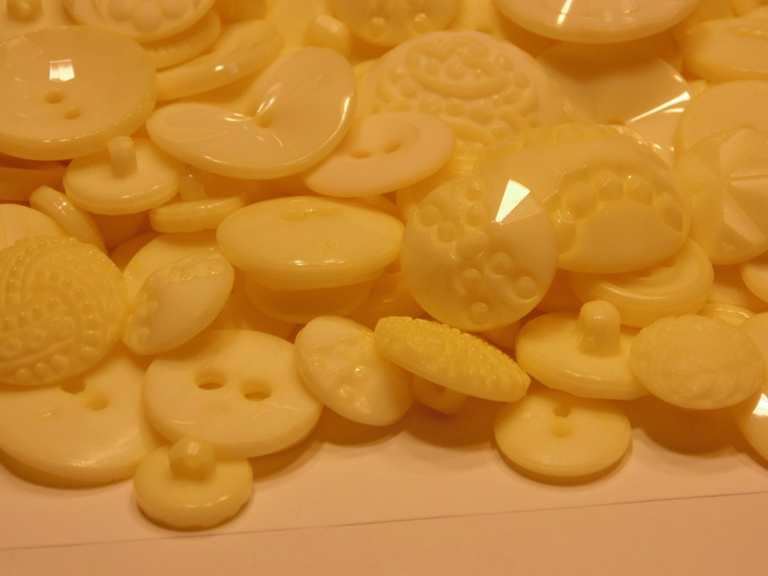30 Piece Assorted Pale Light Yellow Craft Button Mix, 12-28 Mm (35) - Etsy