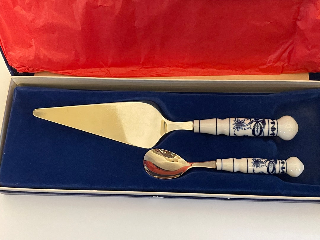 Vintage Set of Cake Server and Sugar Spoon Rust-free Porcelain Handles ...
