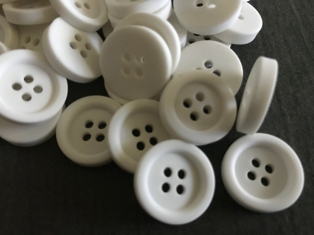 12 Count off White Acrylic Buttons, 18 Mm (B12) - Etsy