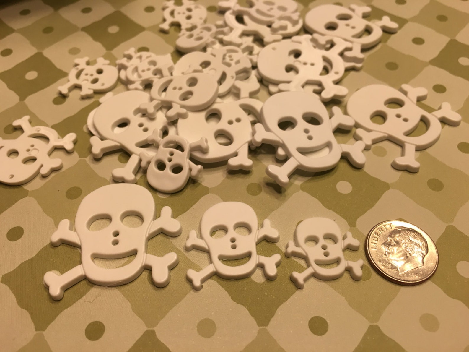 10 Piece Assorted White Skull Button Mix 16-30 Mm 35 - Etsy