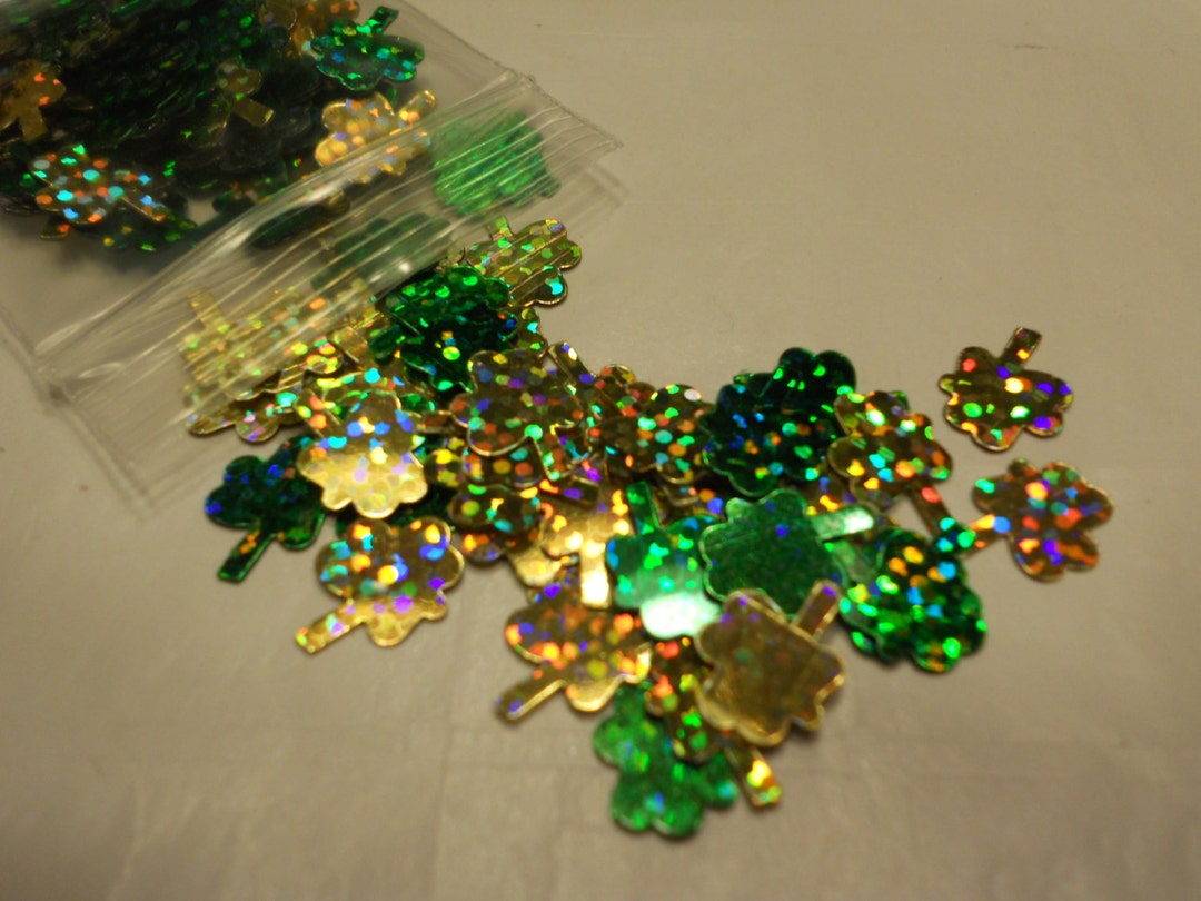 Shiny Shamrock Confetti / Sequins (1) - Etsy
