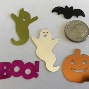20 Piece Assorted Boo Ghost Pumpkin Bat Halloween Confetti Mix, 25 - 35 ...