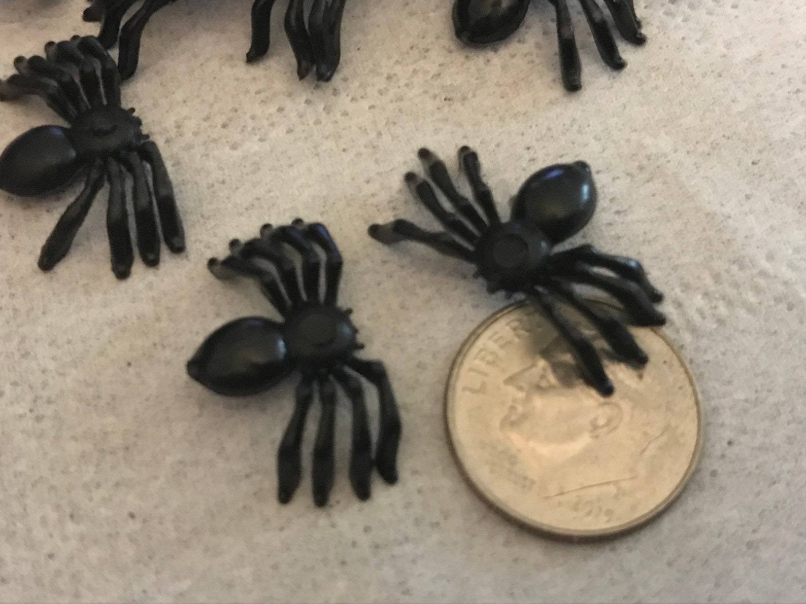 12 Count Small Tiny Rubber Plastic Spider's Décor - Etsy