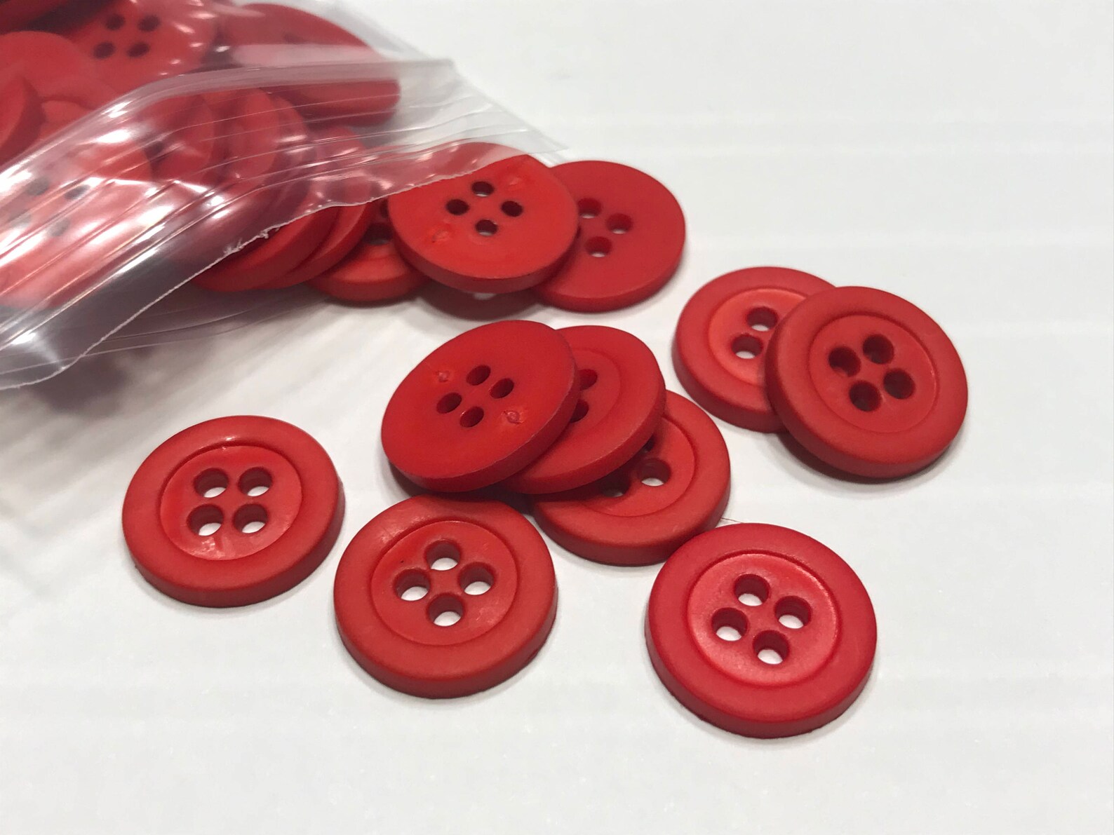 50 Red 4 Hole Acrylic Buttons, 12 Mm (48) - Etsy