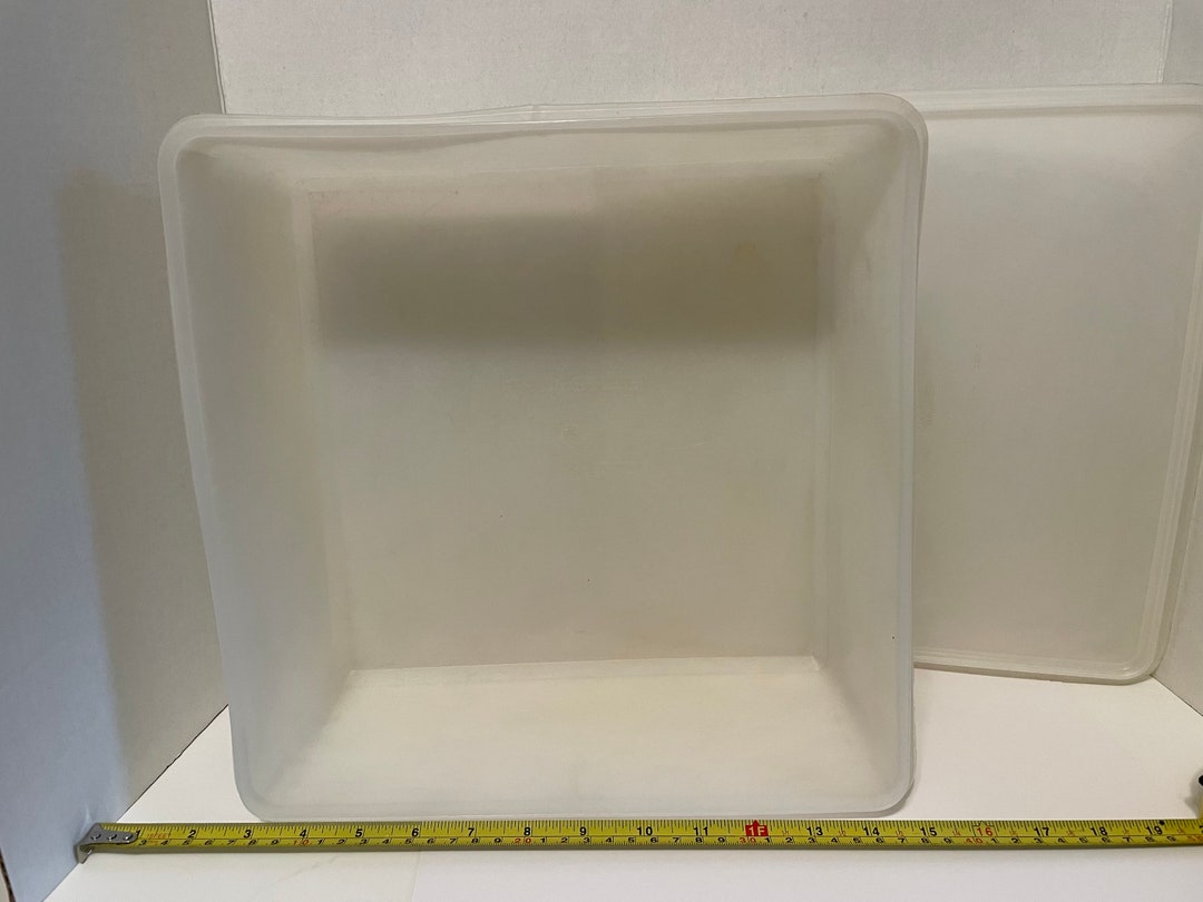 Tupperware, Square Keeper Vintage Pre-owned, About 12 X 12 Inches - Etsy