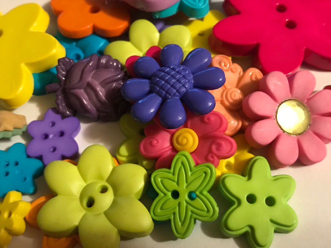 15 Piece Assorted Flower Button Mix, 10-30 Mm (46) - Etsy