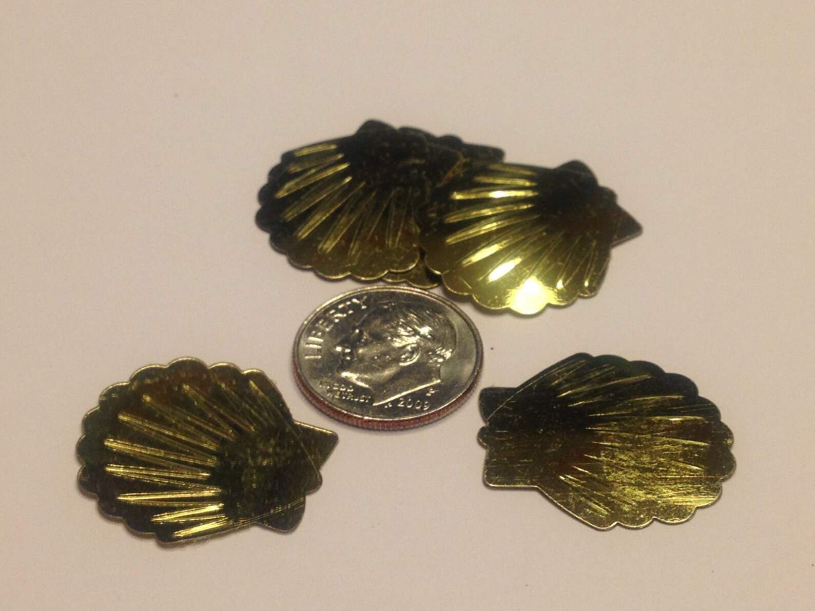 10 LARGE Sea Shell Confetti / Sequins 35 X 20 Mm 18 - Etsy