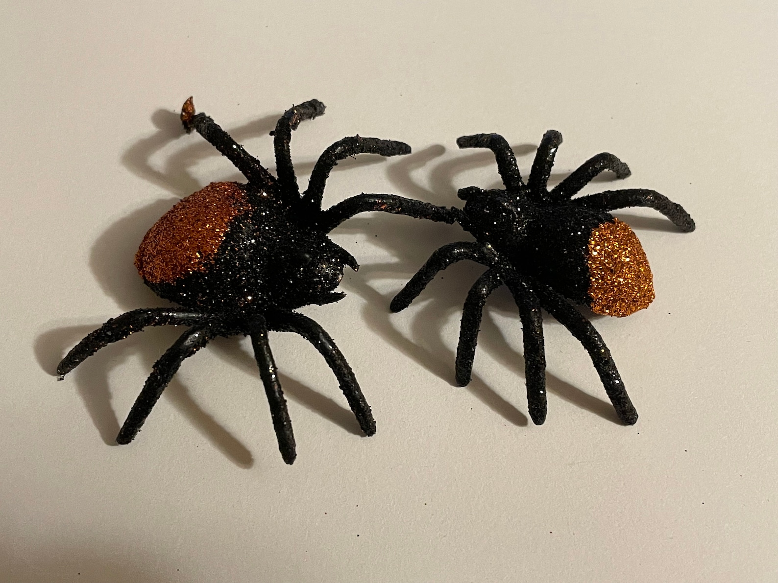 2 Large Black With Orange Plastic Glitter Spiders, About 50 X 70 Mm ...