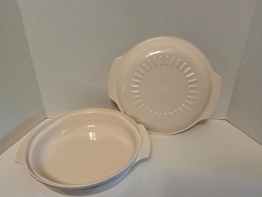 Tupperware 2-piece Microwave Cookware Set Almond Color Pre-owned Like ...