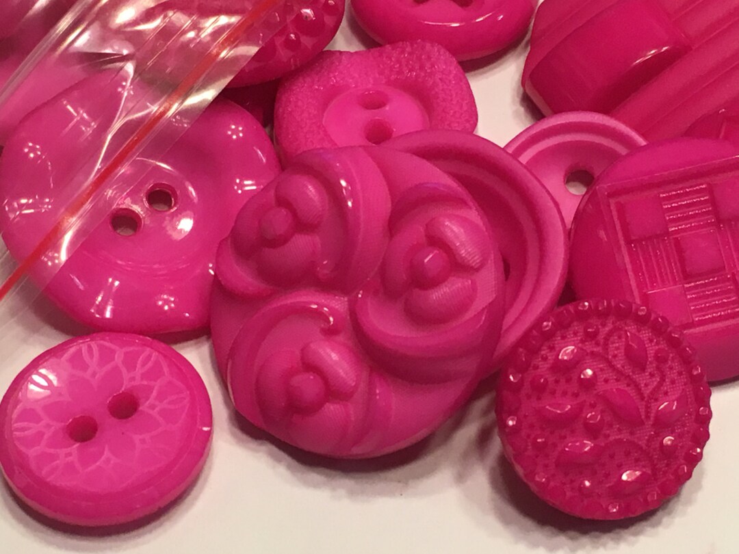 30 Piece Assorted Hot Pink Craft Button Mix, 12-28 Mm B1 - Etsy Canada