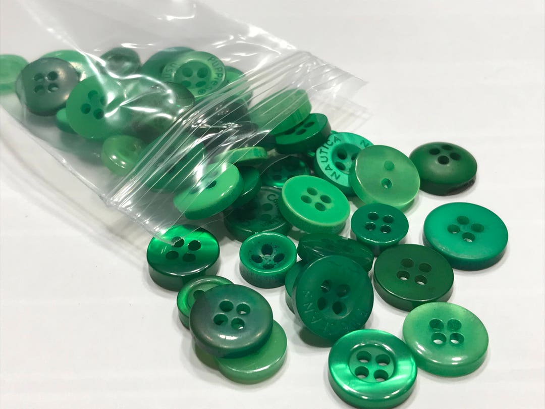 50 Piece Small to Tiny Green Tone Assorted Acrylic Button Mix, 8-13 Mm ...
