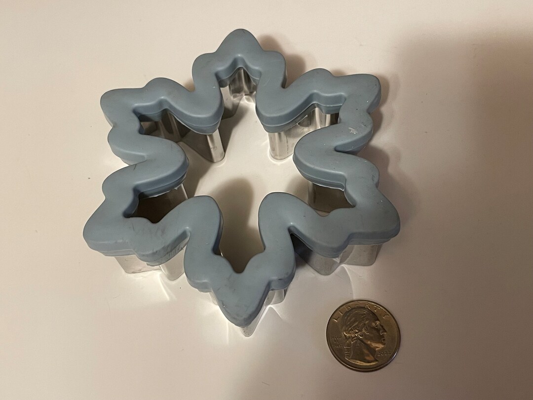 Large Metal Snowflake Cookie Cutter, 4 Inches, Pre-owned MRD1 - Etsy