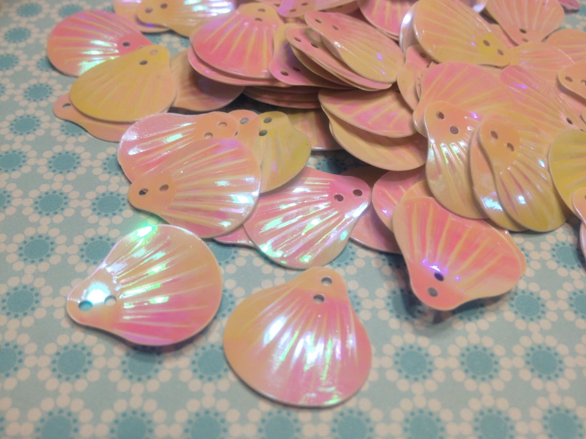 15 LARGE Iridescent Sea Shell Sequins / Confetti , 17 X 20 Mm (18) - Etsy