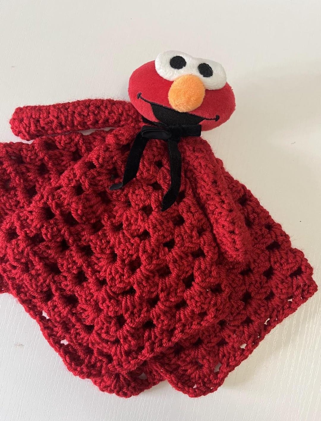 Crochet Elmo Lovey, Sesame Street Plush, Handmade Baby Snuggler - Etsy