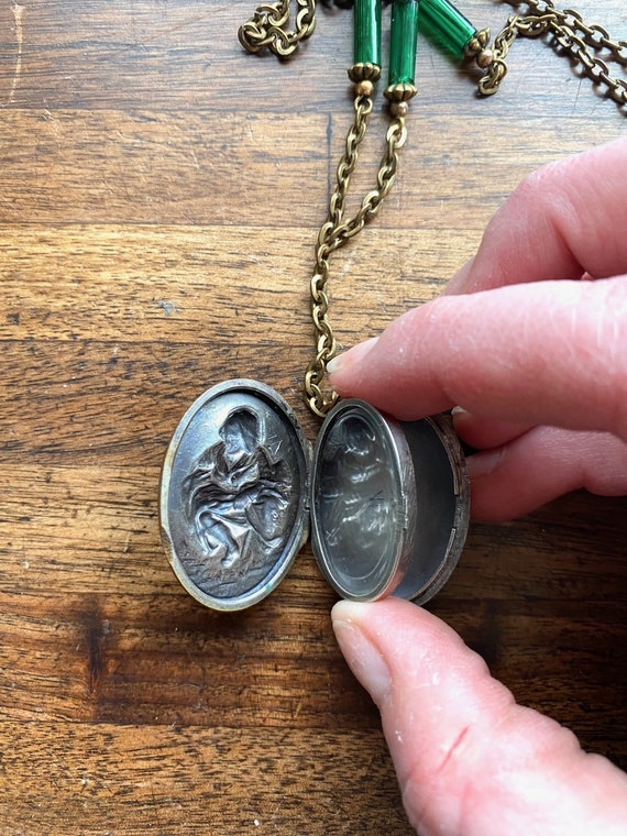 Antique French Glass Insert Locket - Gem