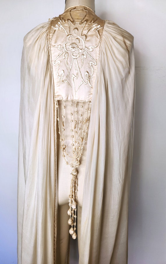 20s Ivory Silk Long Shawl Cloak Cape - Flapper Shawl … - Gem