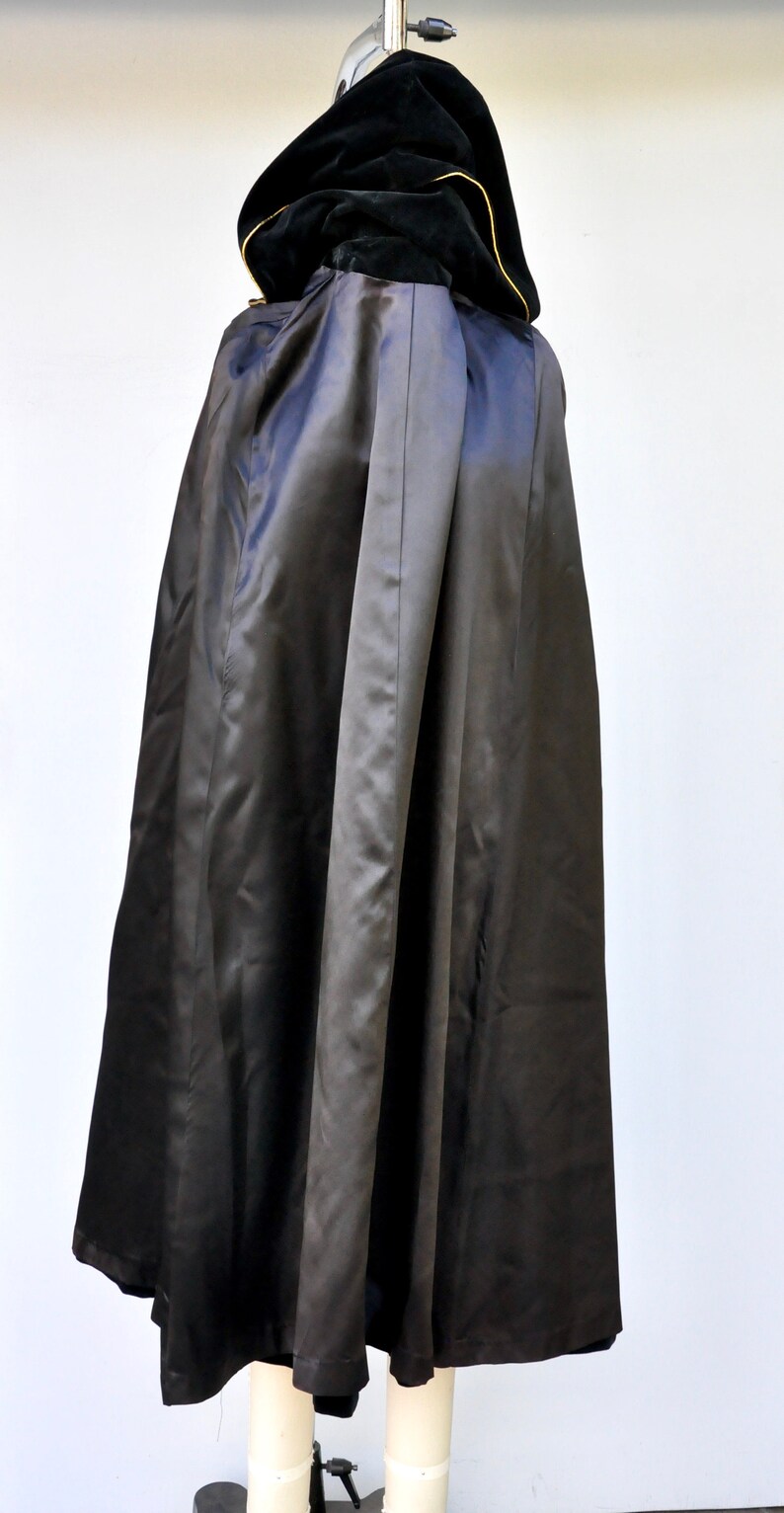 Vintage Hooded Velvet Cape Cloak Black Velvet Cape Cloak - Etsy