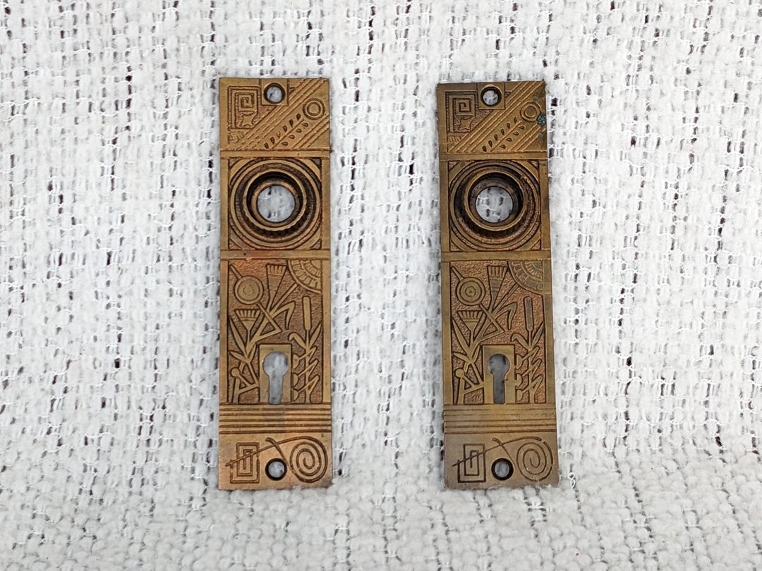 Pair of Antique Victorian Eastlake Door Knob & Key Backplate ...