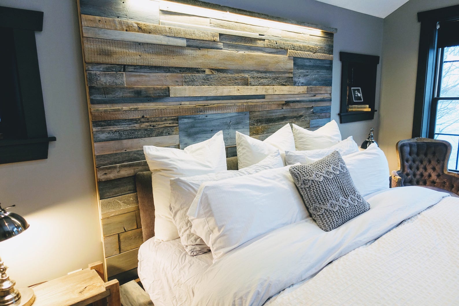 The Kristopher Queen Size Weathered Driftwood Finish Platform - Etsy