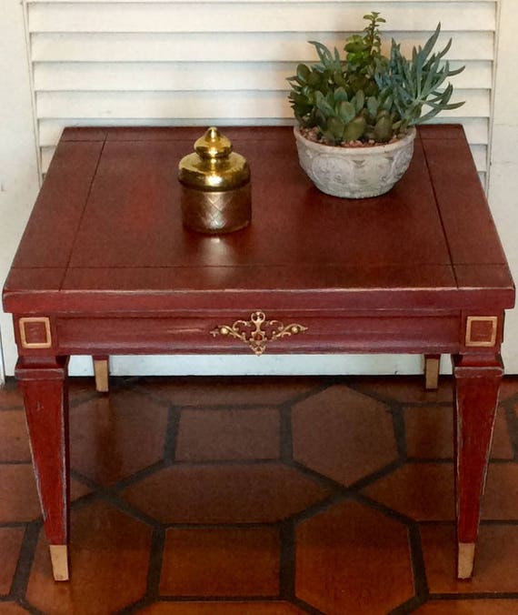 Vintage End Table 1950s - Everything Furniture