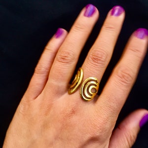 Brass Gold Swirl Ring - Etsy