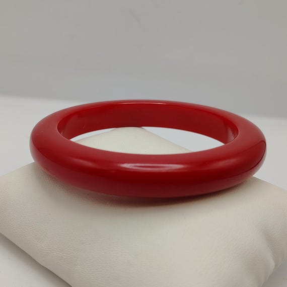 1920s Antique Chunky Vibrant Red Bakelite Bangle Brac… - Gem