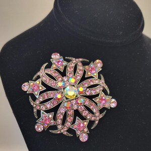 Pink and Iridescent Rhinestone Starburst Brooch Sparkling Rhinestone ...