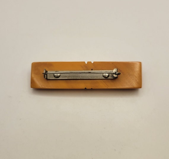 Vintage Mustard Yellow Bakelite Pin with Leaf Carving… - Gem