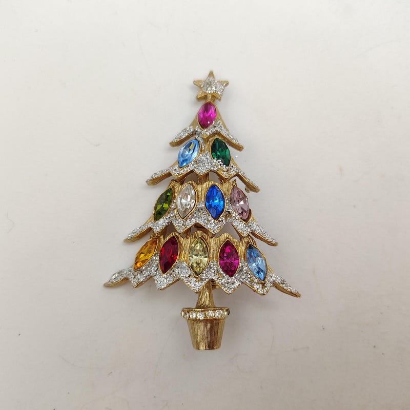 Christmas Tree Pin - Etsy