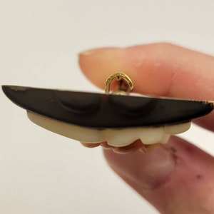 Hallmark Thanksgiving Pilgrim Girl Pin From 1983 - Vintage Happy ...