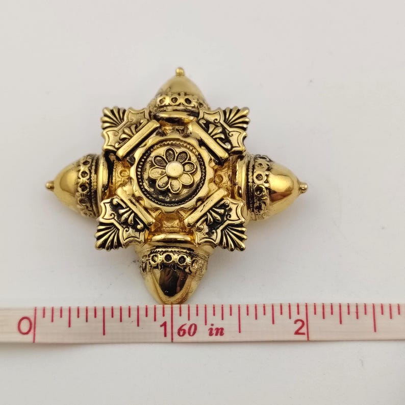 Vintage 3D Gold Tone Floral Regal Design Brooch Sculptural Layered ...