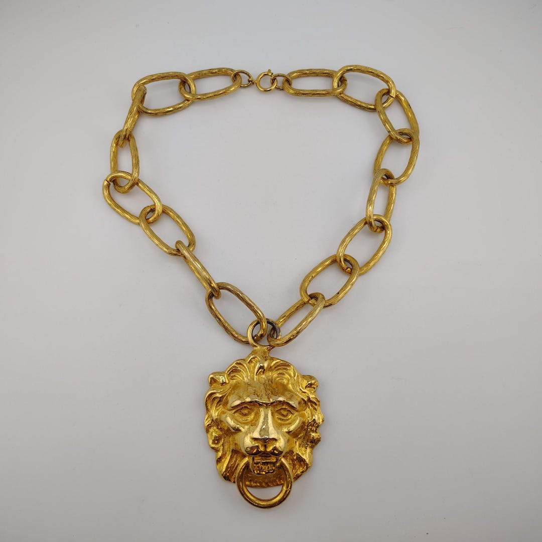 La Royale Vintage Lion Head Necklace Heavy Gold Tone Chain Statement ...