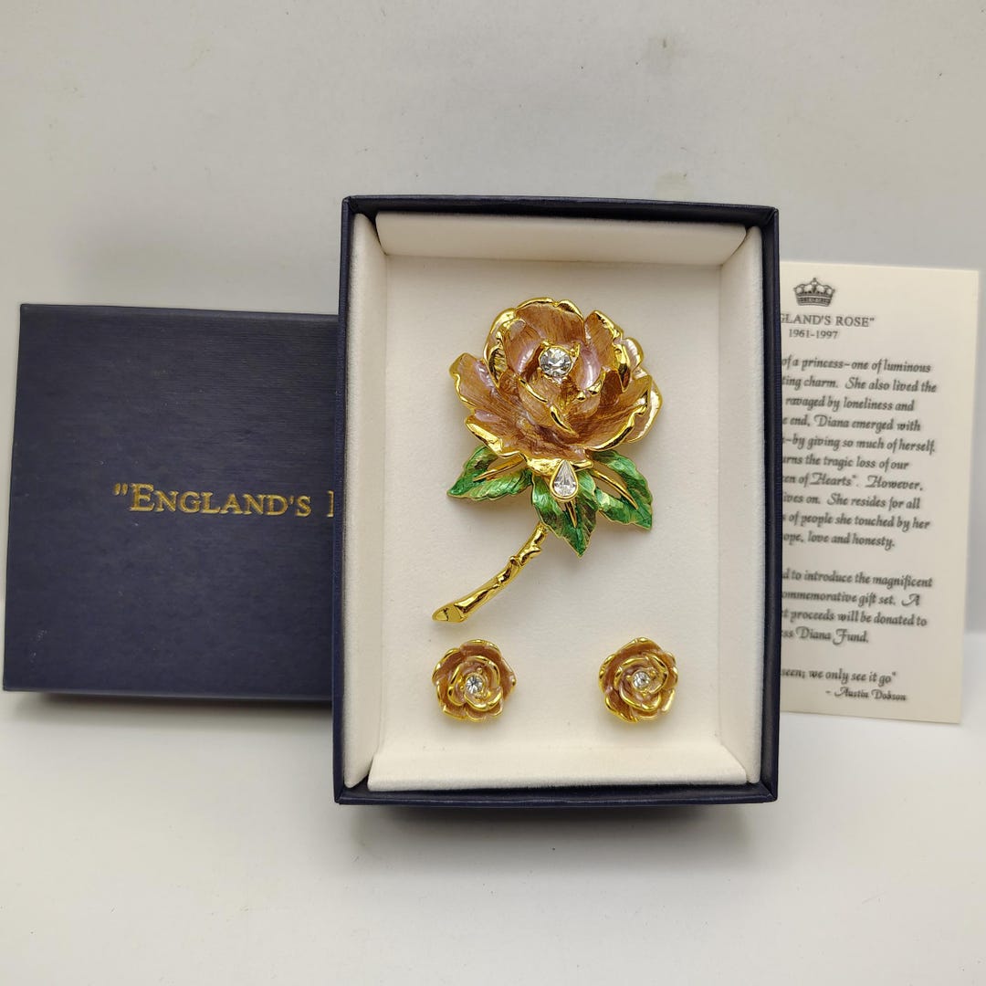 RJ Graziano "england's Rose" Matching Brooch and Stud Earrings- Pink ...