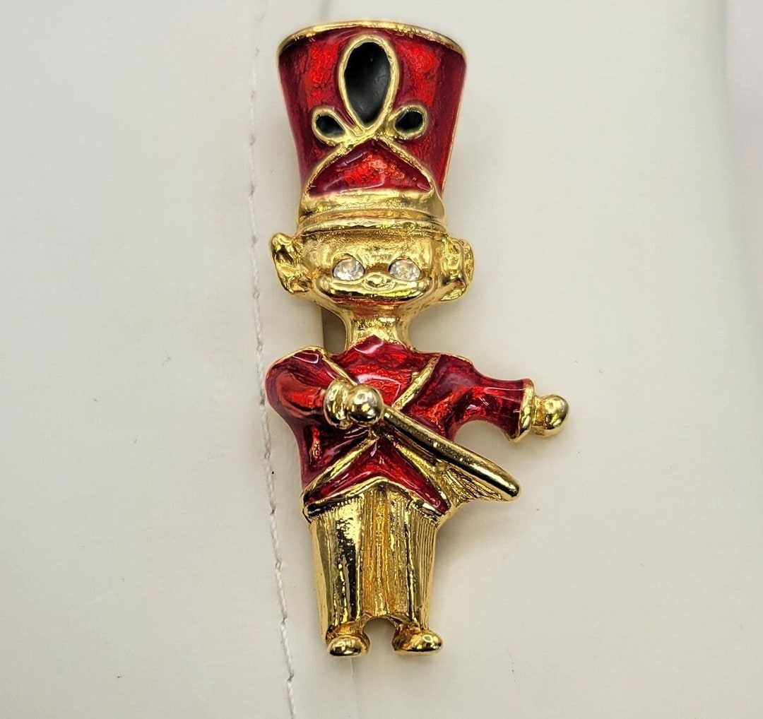 Vintage Enameled Little Drummer Boy Pin - Gold Tone Drummer Boy Brooch ...
