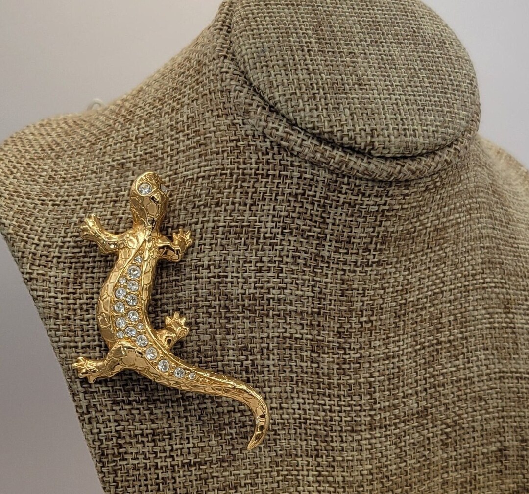 SWAROVSKI Crystal Lizard Pin Unique Gold Tone Crawling Lizard Brooch ...