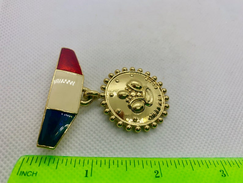 TRIFARI Enameled Metal Trifari Club Pin Item K 2412 - Etsy