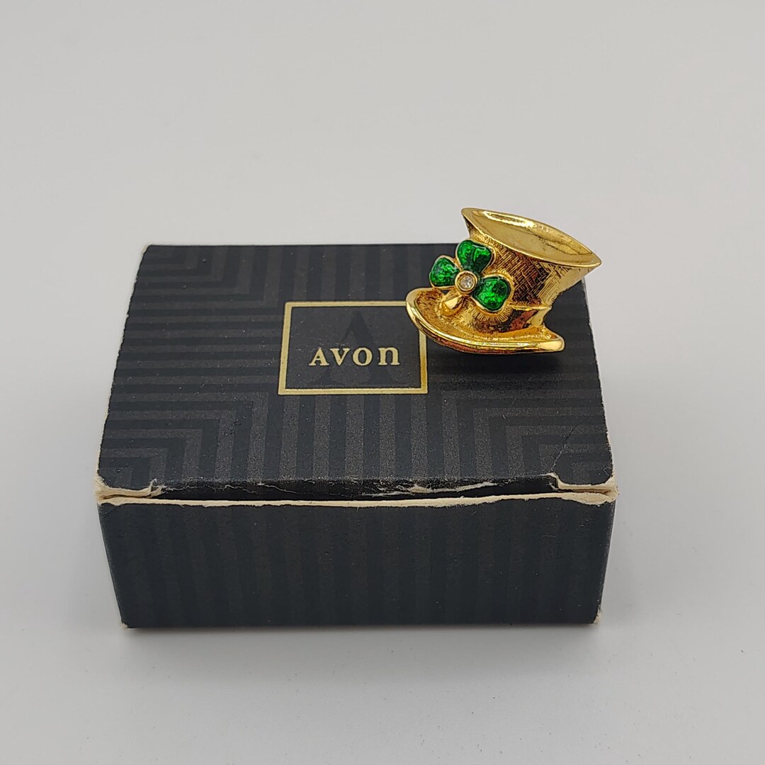 Vintage Avon Hats off to Luck Pin Enameled Shamrock Golden Hat W/ Box ...