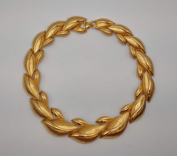 Monet Gold Tone Graduated Leaf Statement Collar Neckl… - Gem
