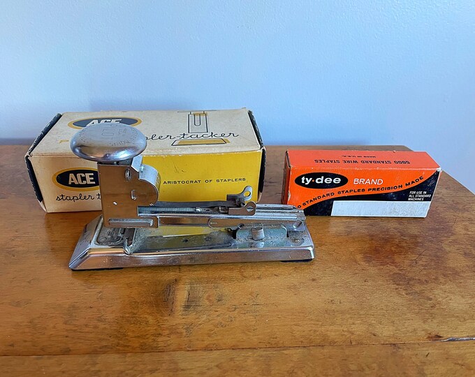 Vintage ACE Pilot Stapler 404 Original Box & Staples Vintage Office ...