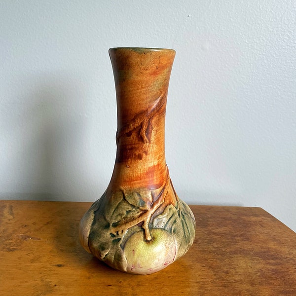 Weller Apple Vase - Etsy