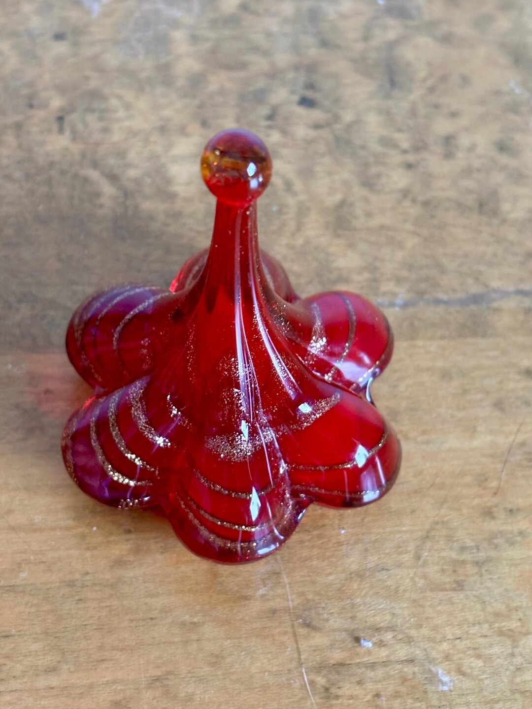 Hand-blown Art Glass Red & Gold Swirl Teardrop Ring Holder – Small ...