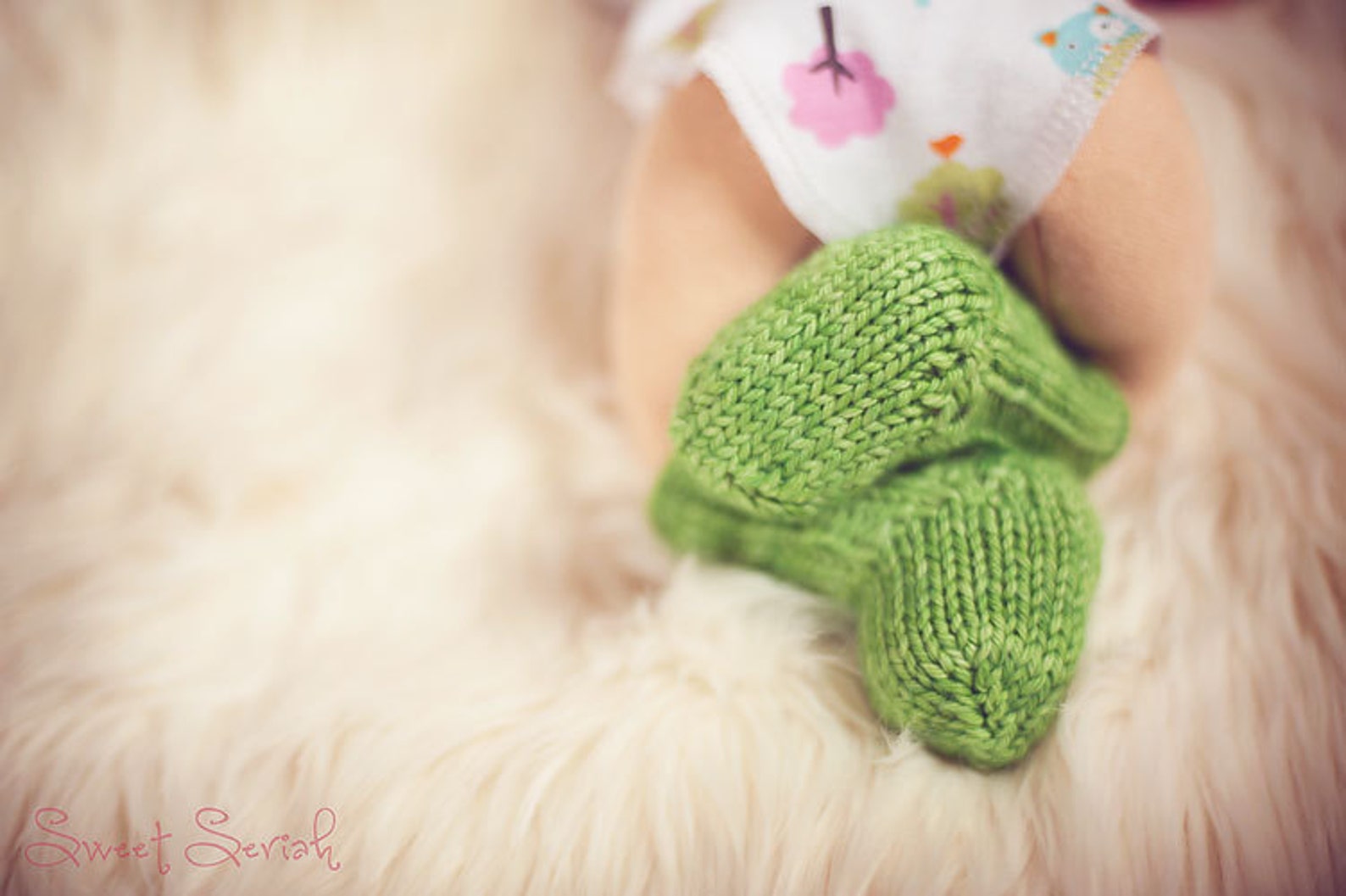 Darling Little Baby Socks PDF PATTERN | Etsy